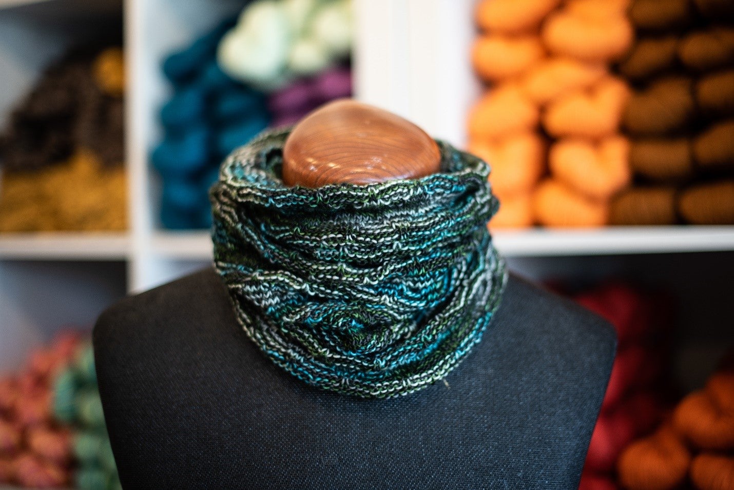 Mountain Cowl | Yarn Twisters